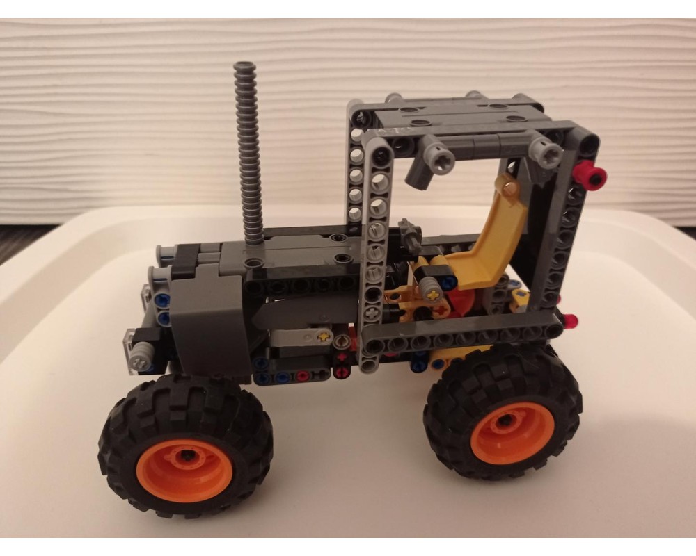 Lego Moc Tractor 42119 Alternative By Erikgs Rebrickable Build With
