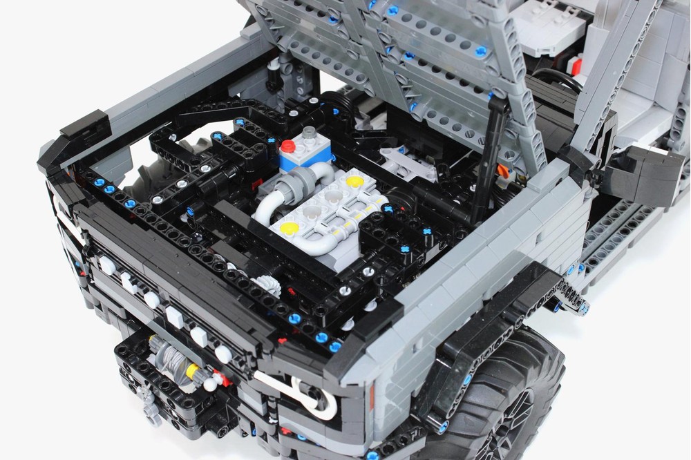 Lego Moc Ford Bronco 18 Rc By Goldenbrickdesign Rebrickable