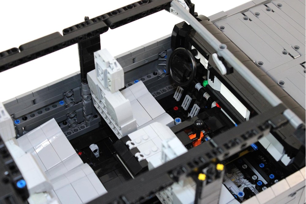 Lego Moc Ford Bronco 18 Manual By Goldenbrickdesign Rebrickable