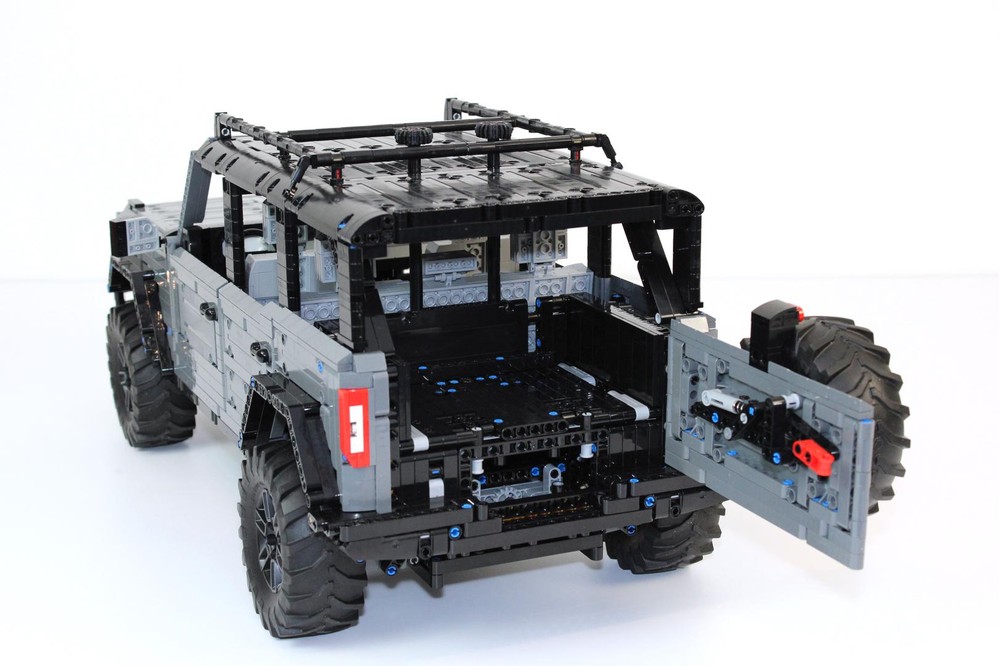 Lego Moc Ford Bronco 18 Manual By Goldenbrickdesign Rebrickable