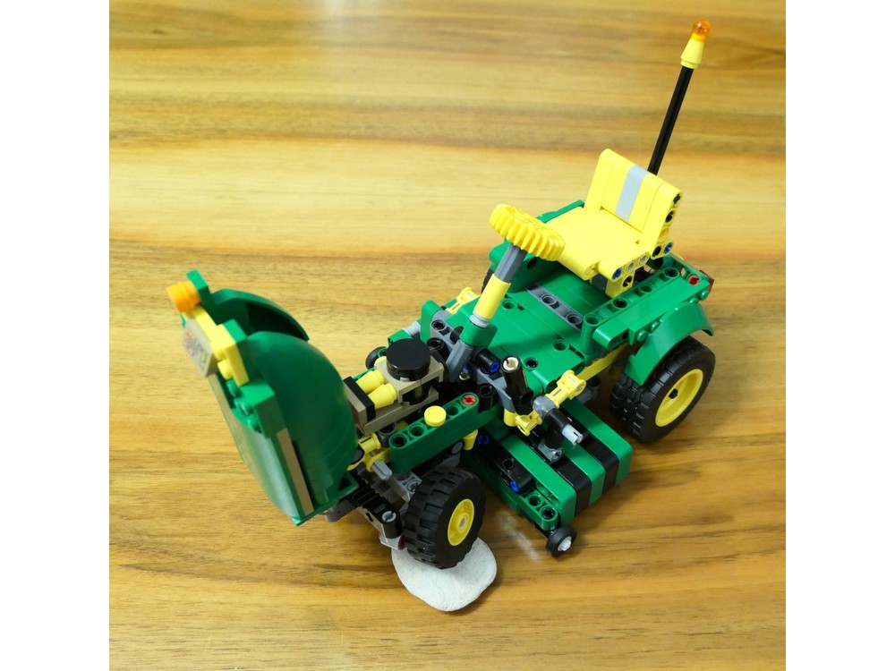 LEGO MOC-170622 42168 Lawn Mower Tractor by Larsagri | Rebrickable ...