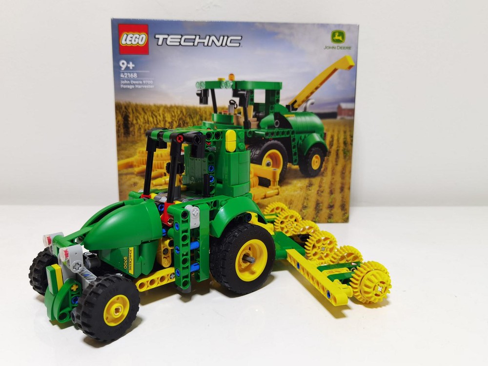 LEGO MOC 42168 tractor and cultivator by nofans2 | Rebrickable - Build with LEGO