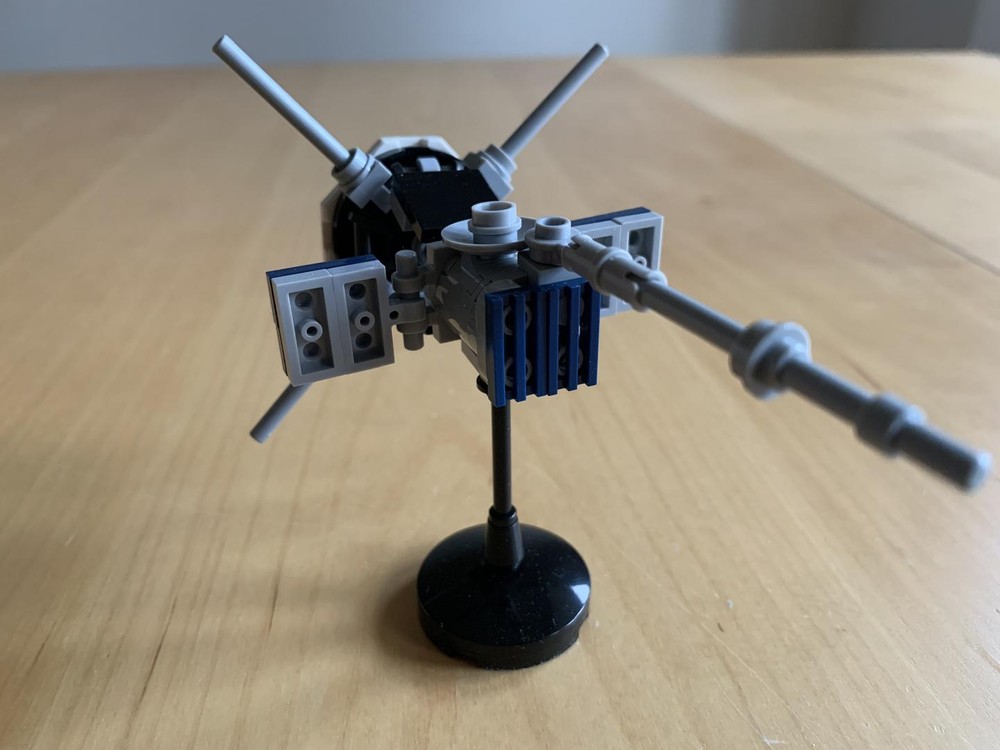 LEGO MOC Parker Solar Probe (Sun) - 1:70 by JonHull | Rebrickable ...