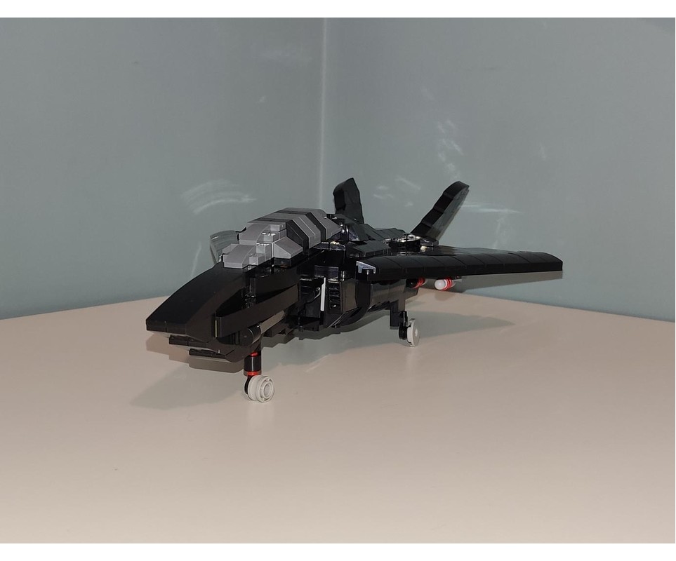 LEGO MOC 10304 Blackbird by Kirvet | Rebrickable - Build with LEGO