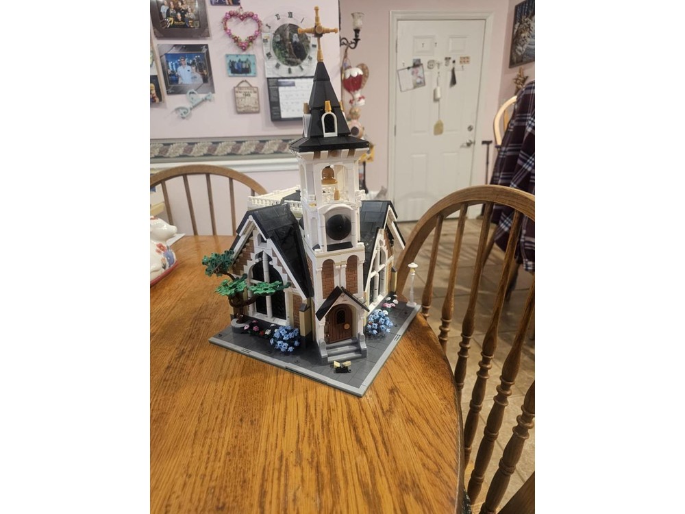 LEGO MOC-171047 St. Joseph's Memorial Church by Jhobbs | Rebrickable ...