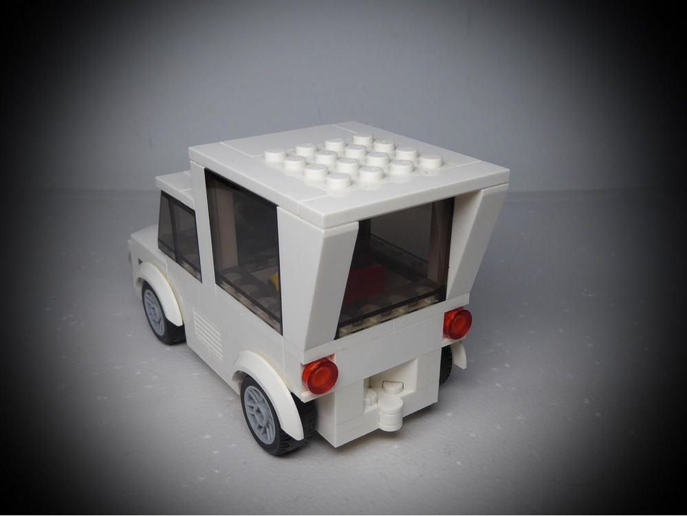 LEGO MOC 60182 Popemobile by perbonde | Rebrickable - Build with LEGO
