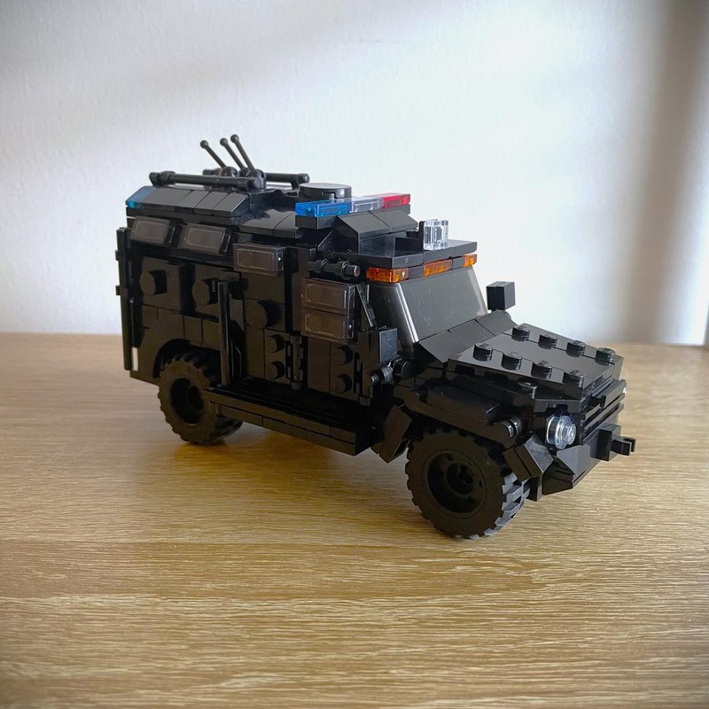 LEGO MOC Terradyne Inc. Gurkha MPV by Zaturon | Rebrickable - Build ...