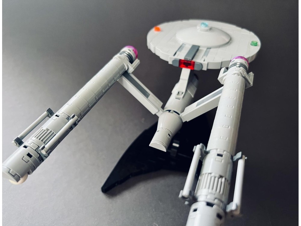 Lego Moc Uss Enterprise Ncc1701 By Transbricks Rebrickable Build