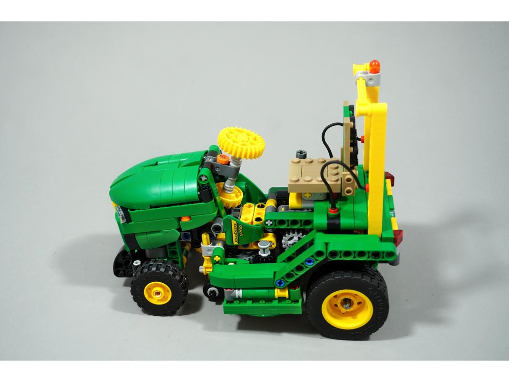 Lego Moc 42168 Alternative Lawn Tractor By Damianple Technic Garage