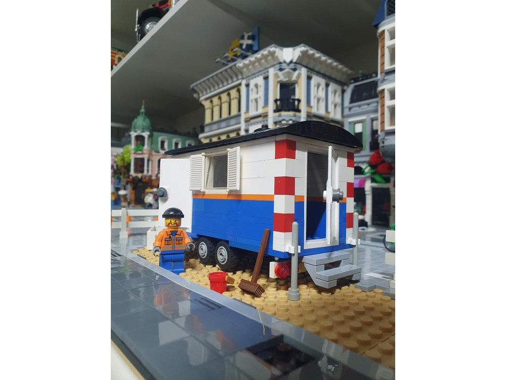 LEGO MOC Site hut on wheels by HIGHWAY-PATROL | Rebrickable - Build ...
