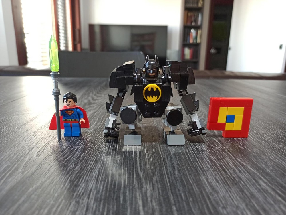 LEGO MOC Batman Mech Suit by NoParadise_Bricks | Rebrickable - Build ...