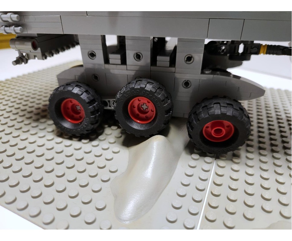 LEGO MOC Neo classic space mobile lab by starfrit | Rebrickable - Build ...
