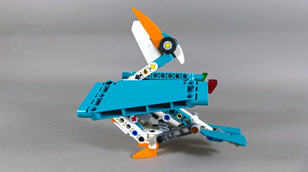 LEGO MOC 42117 Pelican - LEGO Technic Alternate #31 by grohl ...
