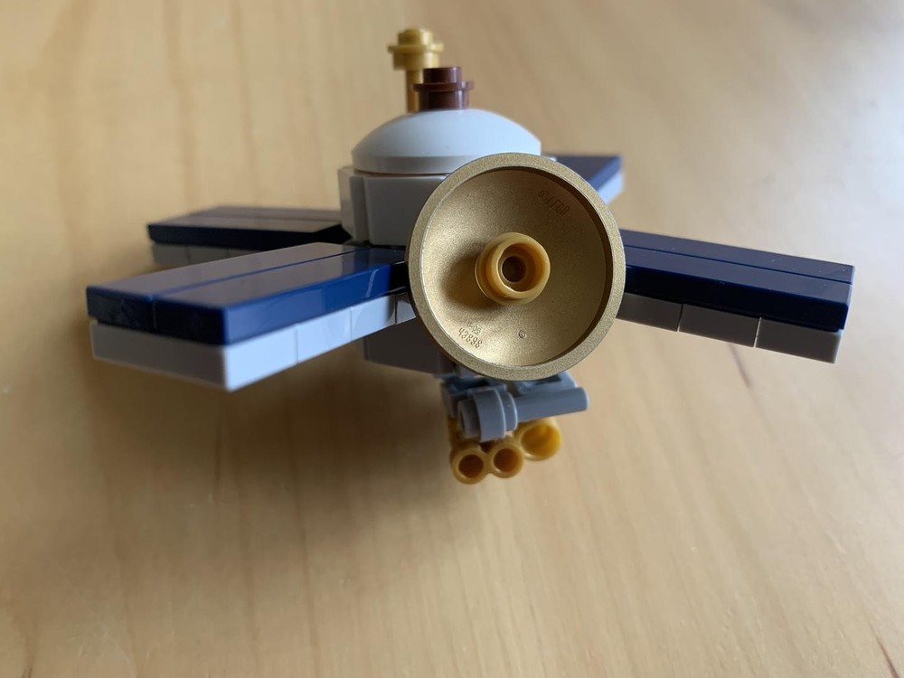 LEGO MOC Mariner 9 (Mars) - 1:70 by JonHull | Rebrickable - Build with LEGO