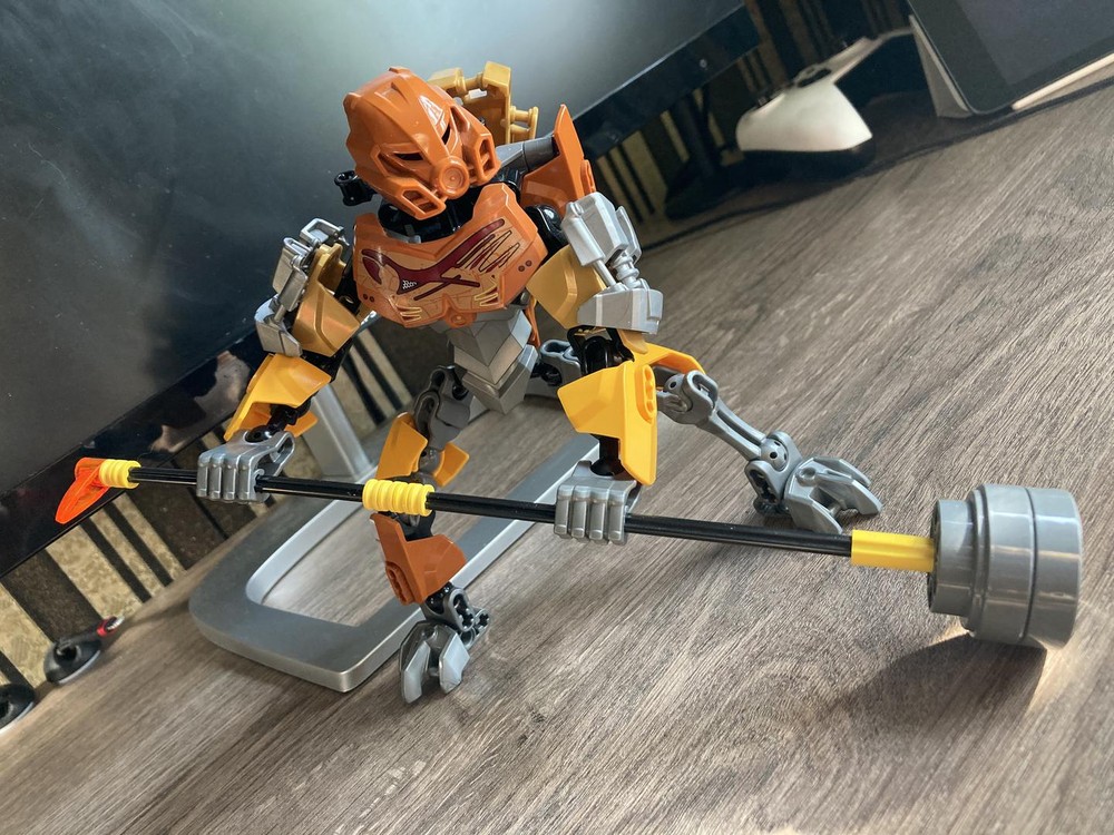 LEGO MOC Brown Guardian - custom Bionicle set by DARKSIDEme ...