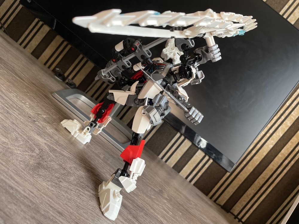 LEGO MOC-172720 White Guardian - custom Bionicle set by DARKSIDEme ...