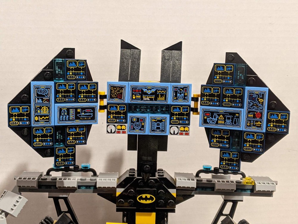 LEGO MOC 70909 Batcomputer Modification (LEGO Batman Movie) by BrickCastleFan | Rebrickable ...