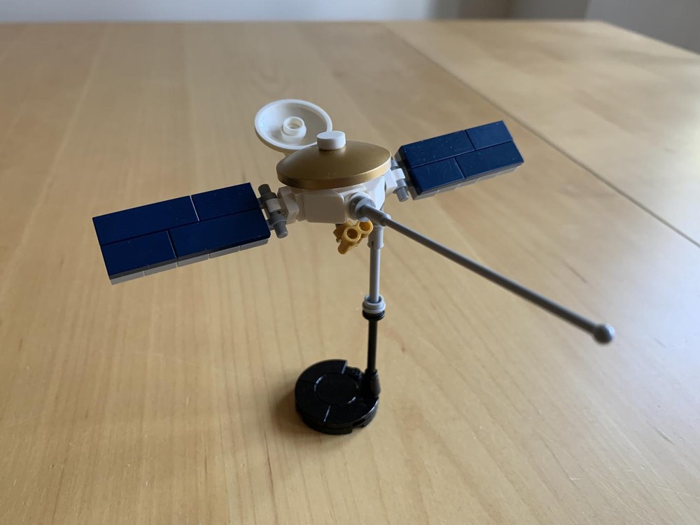 LEGO MOC Mariner 10 (Venus, Mercury) - 1:70 by JonHull | Rebrickable ...