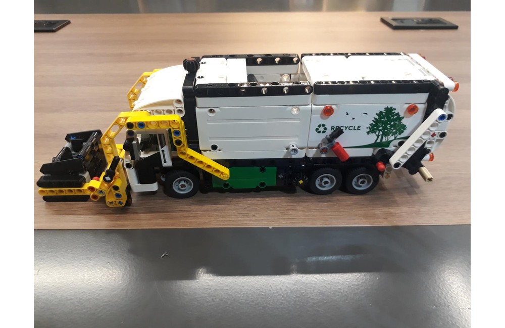 LEGO MOC Mini 42078 B - Mack LR Front Loader by nguyengiangoc ...