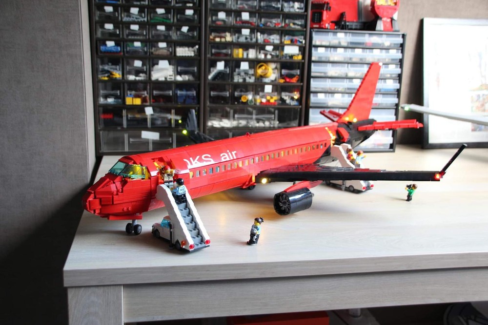 LEGO MOC Embraer E-195 based passenger plane by DKSbricks | Rebrickable ...