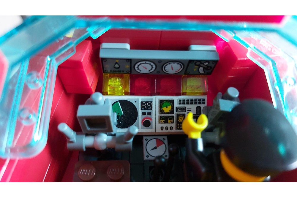 LEGO MOC Embraer E-195 plane (White) by DKSbricks | Rebrickable - Build ...