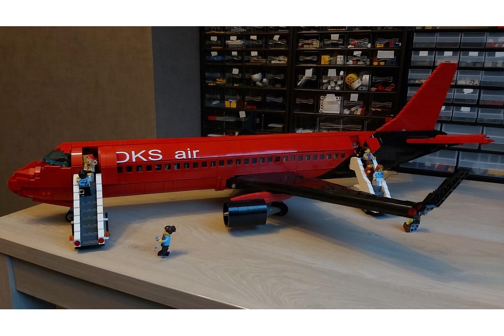 LEGO MOC Embraer E-195 plane (White) by DKSbricks | Rebrickable - Build ...