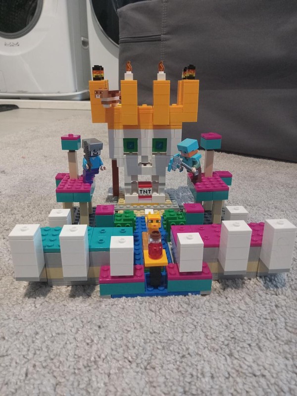 LEGO MOC Skull Arena by Clarkelego | Rebrickable - Build with LEGO