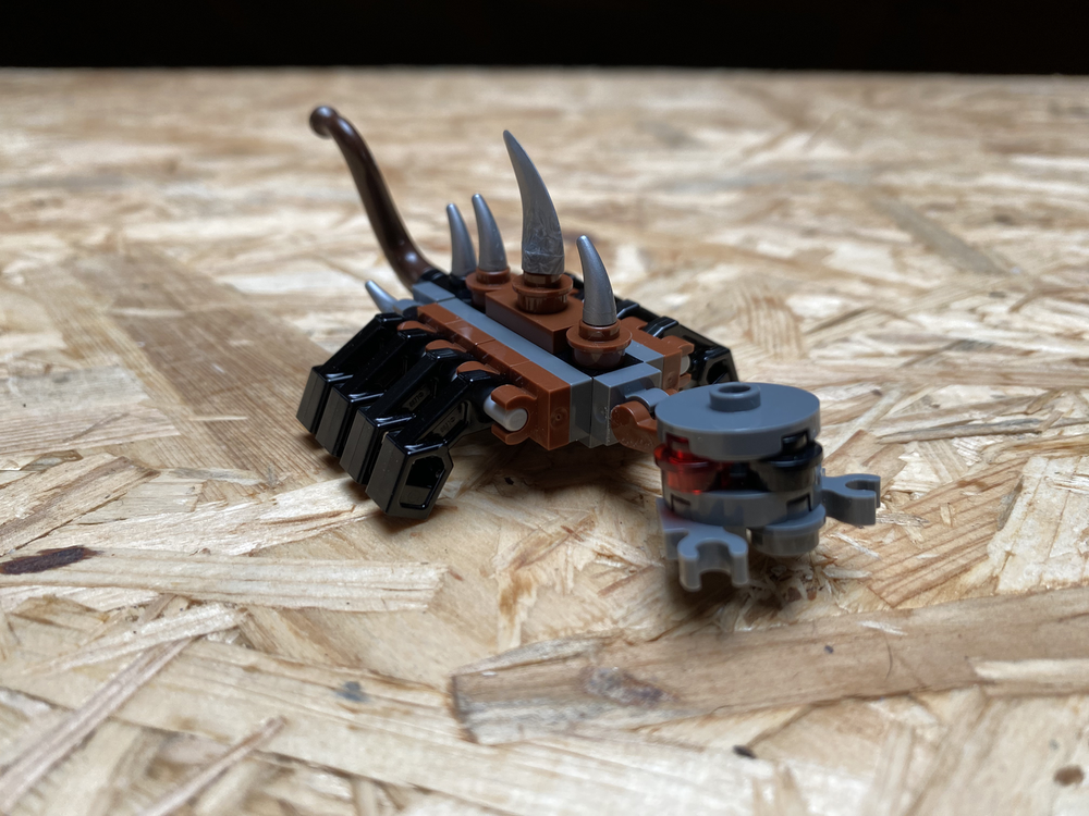 LEGO MOC Alien Creature by Gkschd | Rebrickable - Build with LEGO