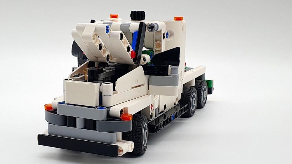 LEGO MOC 42167 alternate: Mack Anthem by alter-lego | Rebrickable ...