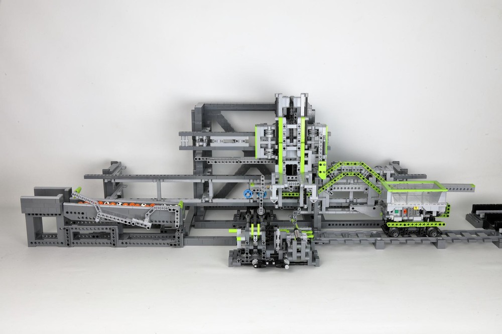 Lego Moc Crane Loader Gbc By Berthil Rebrickable Build With Lego