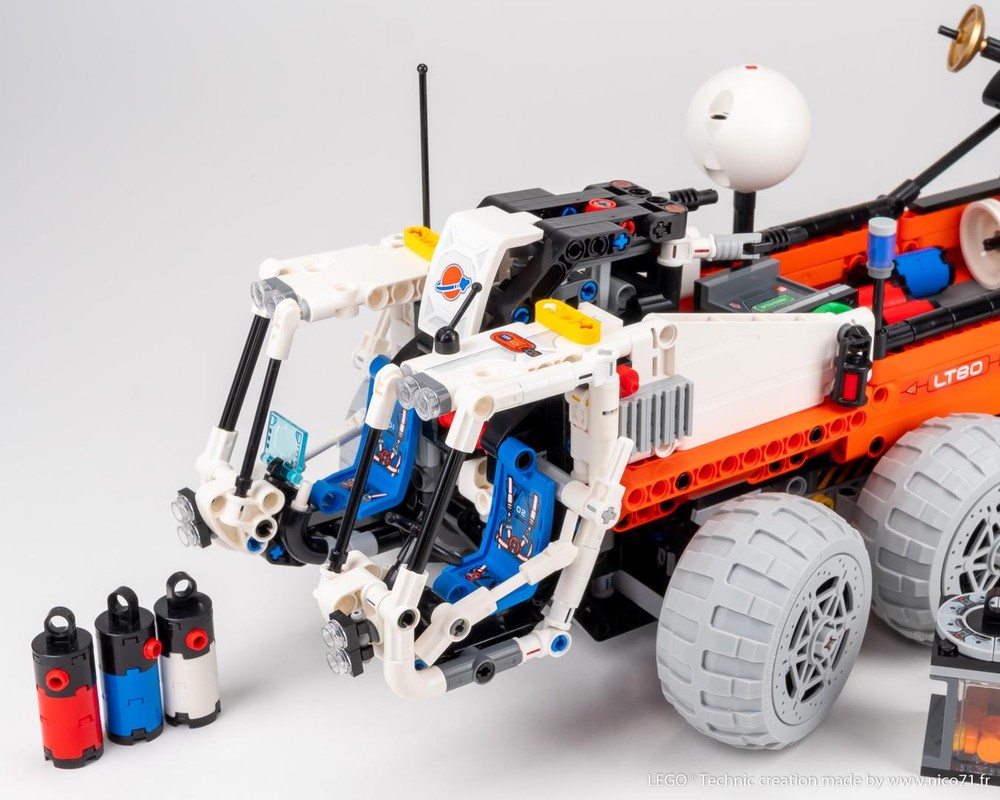 LEGO MOC 42180 Model B - Space Garbage Truck by Nico71 | Rebrickable ...