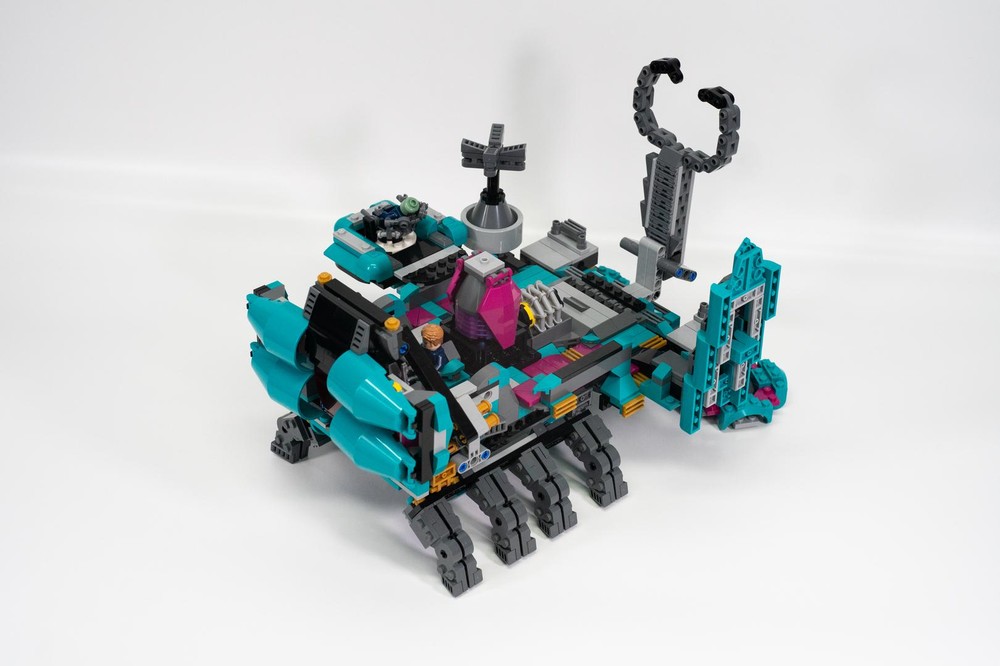 LEGO MOC Scorpion Walker Command Rig by MaxLeafyLava | Rebrickable ...