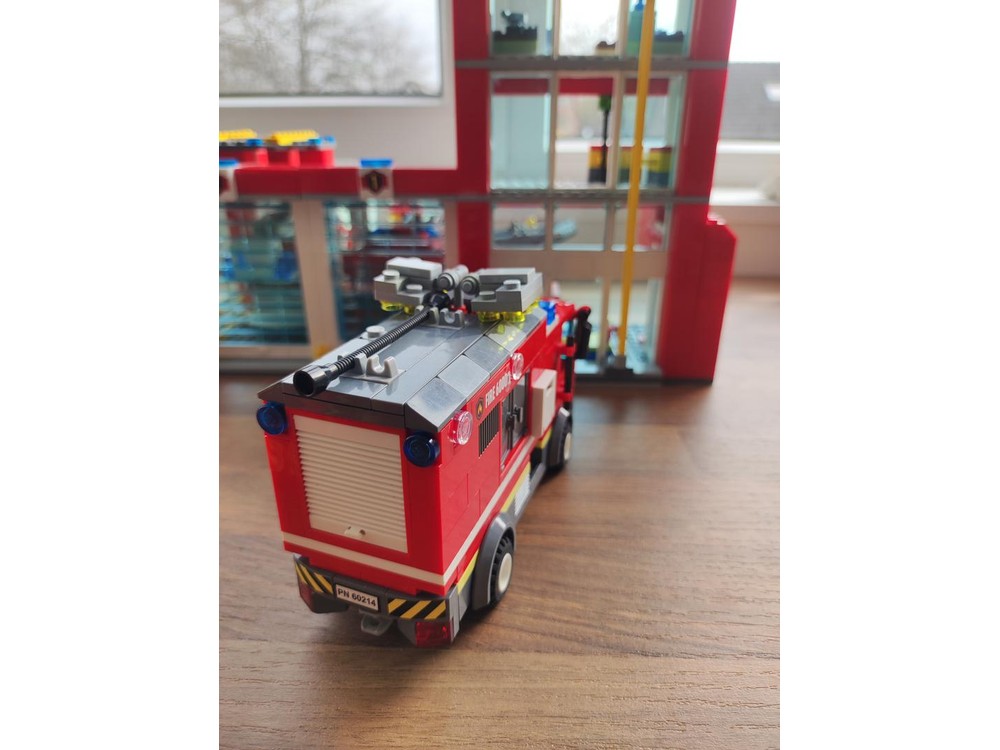 LEGO MOC container for LEGO 60214 Firetruck by Toothpick-NL ...