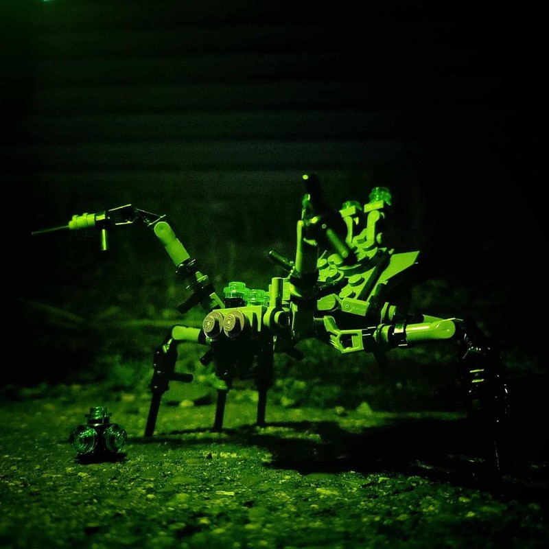 LEGO MOC (G) - The Infected Queen by Groundedbuilder | Rebrickable ...