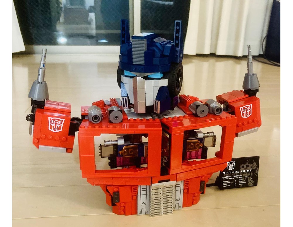 LEGO MOC-175380 Gen 1 Transformers Optimus Prime Bust by ...