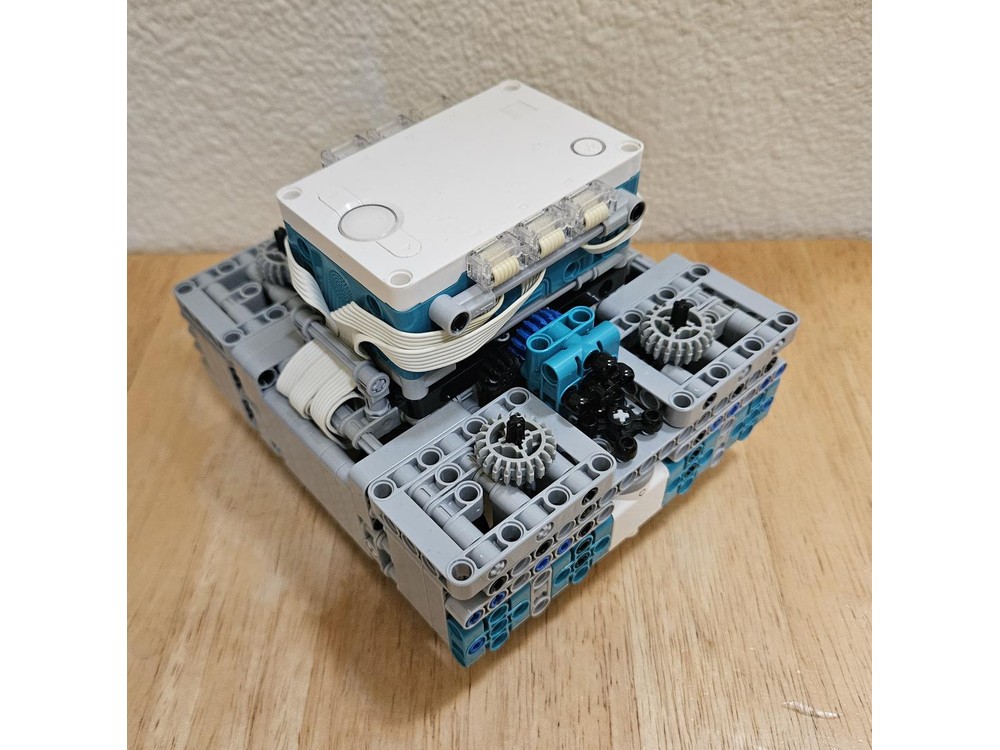 LEGO MOC First Lego League Quadbot by williamfrantz | Rebrickable ...