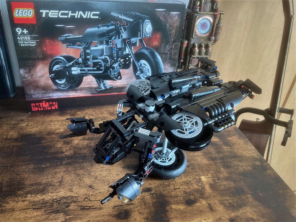 LEGO MOC Technic The Dark Knight Rises "The Bat" by CreationCaravan ...