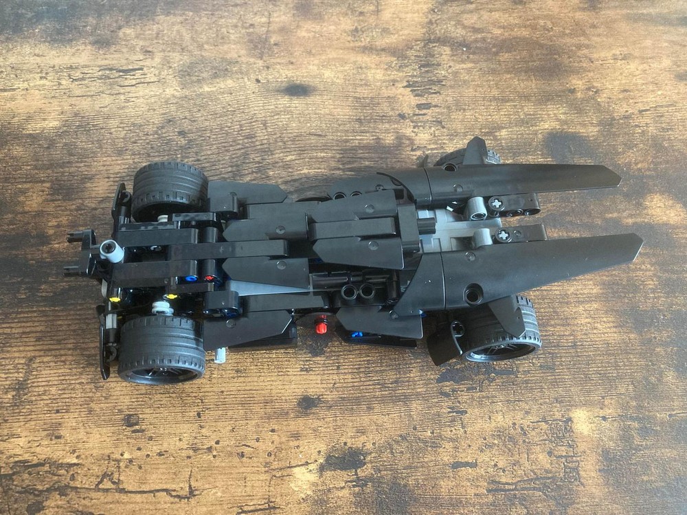 LEGO MOC Technic The Dark Knight Rises "The Bat" by CreationCaravan ...