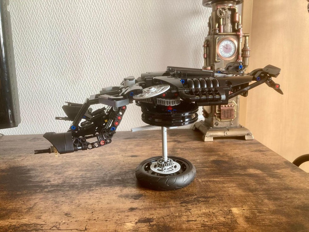 LEGO MOC Technic The Dark Knight Rises "The Bat" by CreationCaravan ...