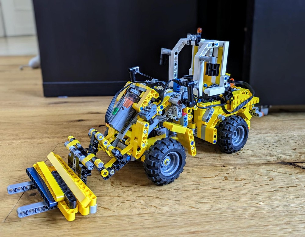 LEGO MOC Wheel Loader / Radlader Full RC by ManOfBucket | Rebrickable ...