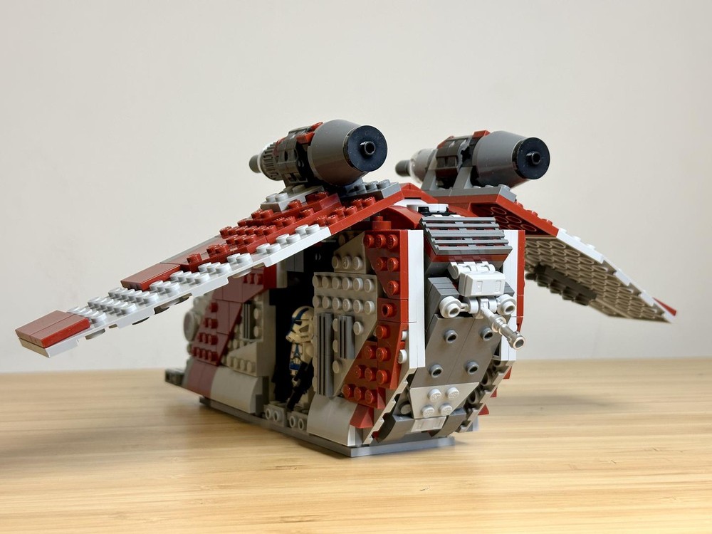 LEGO MOC Republic Gunship LAAT/i - Alternate Build of 75362 Ahsoka Tano ...