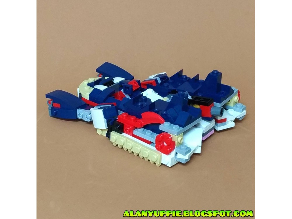Lego Moc Thundertank Transformer From Lego Creator Set 31088 Deep Sea