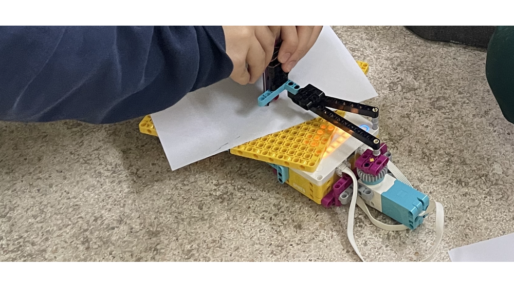 Lego Moc Spike Prime Spirograph By Insidehardware Rebrickable Build With Lego