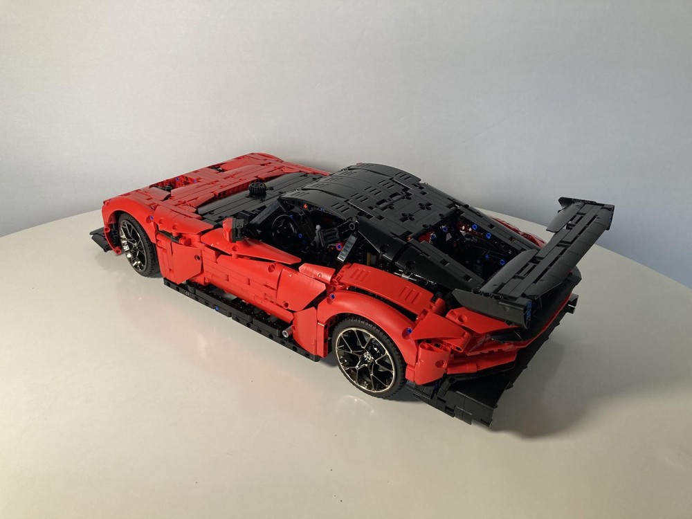 LEGO MOC 1:8 Aston Martin Vulcan Static Version by Lego__Bee ...