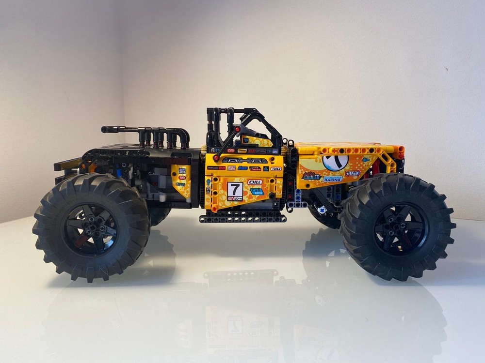 LEGO MOC Rock crawler 4X4 42009 B model by RoysylR | Rebrickable ...