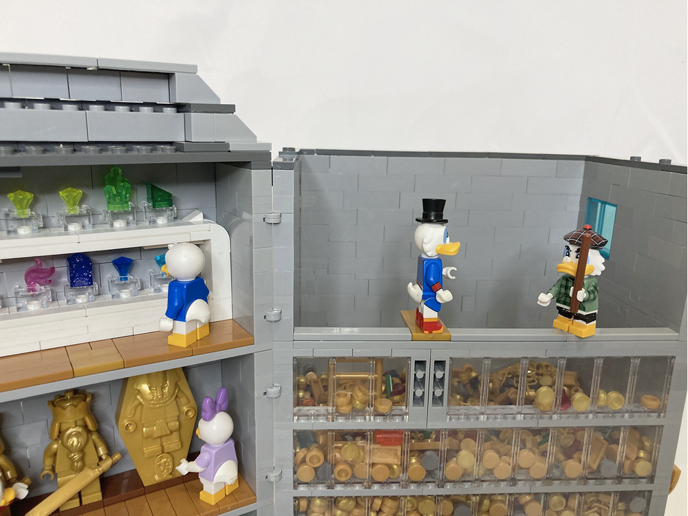 LEGO MOC Scrooge McDuck's Money Bin by bugsbycarlin | Rebrickable ...