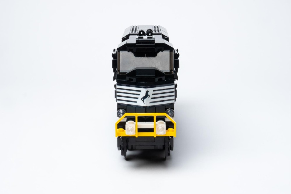 LEGO MOC Norfolk Southern Freight Locomotive (GE Evolution Tier 4) by ...
