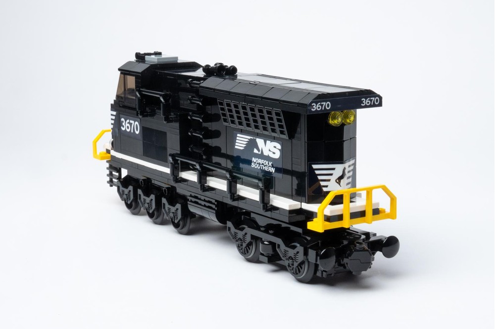 LEGO MOC-176815 Norfolk Southern Freight Locomotive (GE Evolution Tier ...