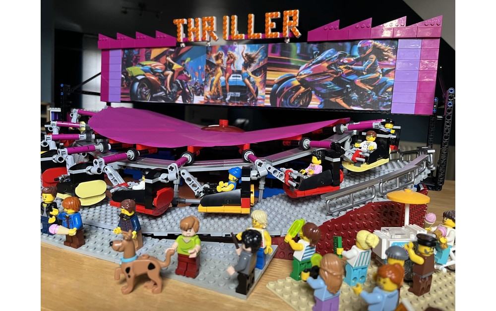 LEGO MOC Matterhorn Fairground ride by Gdale | Rebrickable - Build with ...