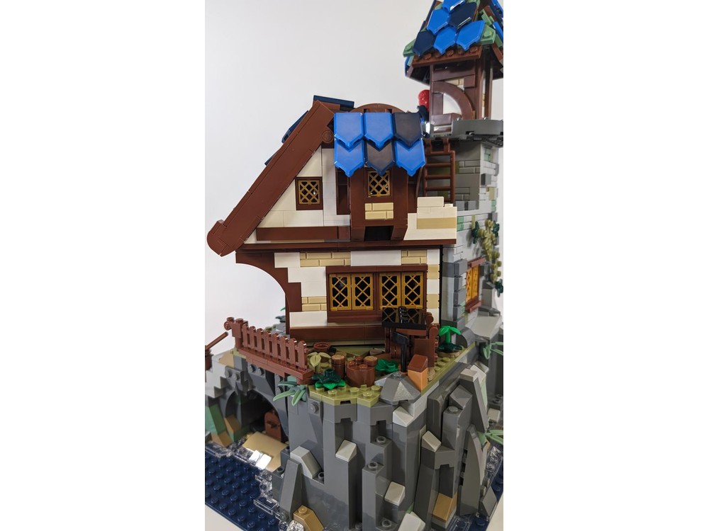LEGO MOC-177458 Falconer's Tower by andrewfanoflego | Rebrickable ...